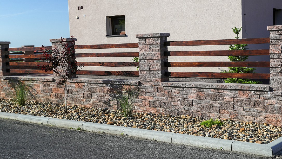 Plot u novostavby - CS-BETON | Stavby jako z kamene