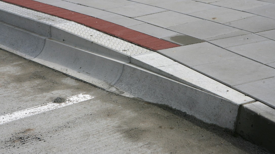 CSB - BARRIER-FREE CURB STONE HK - CS-BETON – the construction just ...