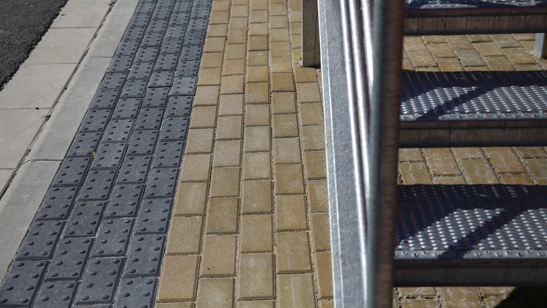 CSB - CIHLA PRO NEVIDOMÉ - CS-BETON | Stavby jako z kamene