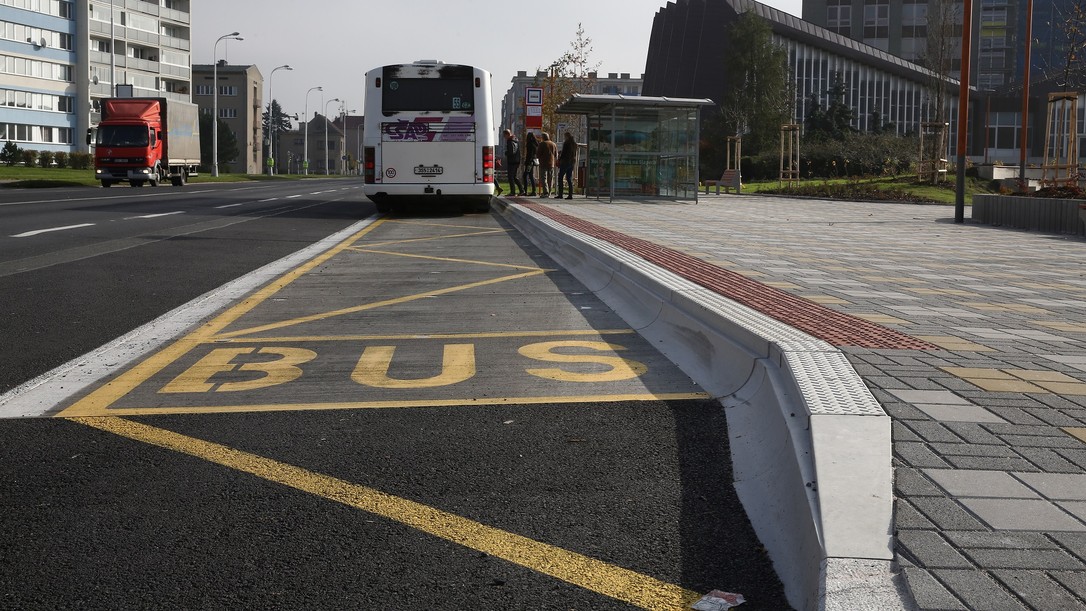 CSB - PREFABRICATED PANEL BUS STOP - CS-BETON – the construction just ...