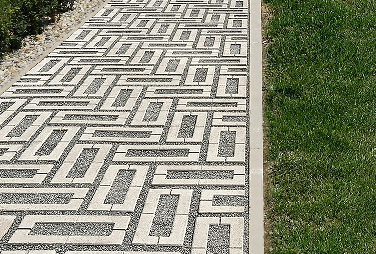 PERMEABLES - CS-BETON – the construction just like from stone